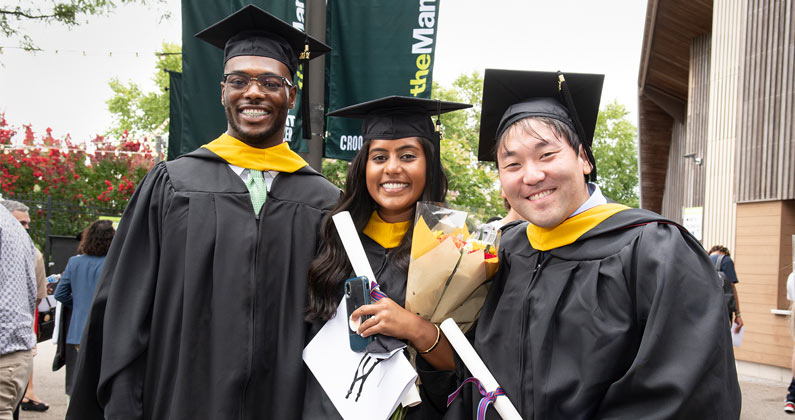PCOM Celebrates 2021 Graduate Programs Commencement at the Mann Center