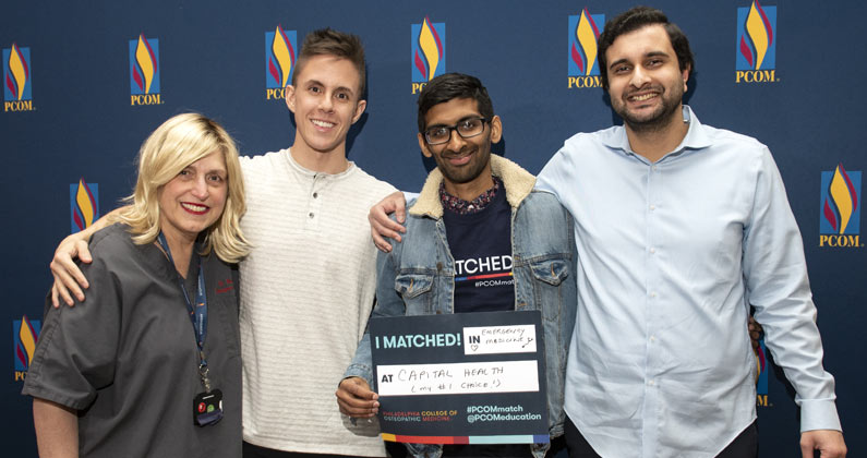 Residency Match 2022: PCOM Students Celebrate Match Day
